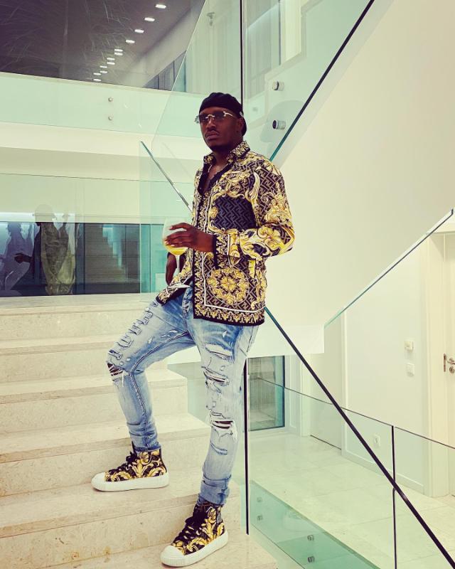 Werenoi - the Amazing and Talented Artist