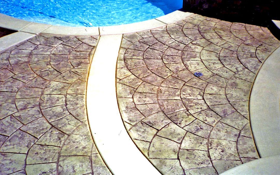 European Fan Large Stone // European Fan