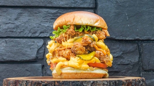 Gladiator Burger | Best Burgers & Steak Sandwiches