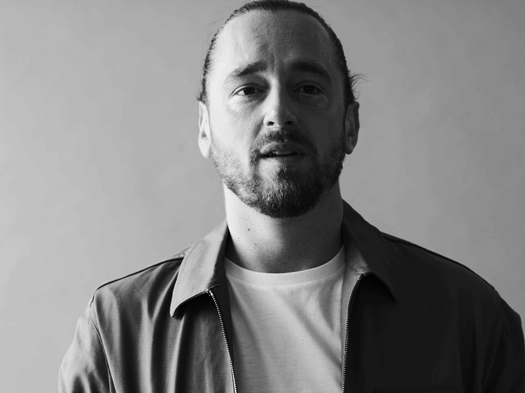 Fehér Imola | Az úton levés boldogsága – Interjú Simon Márton költővel ...