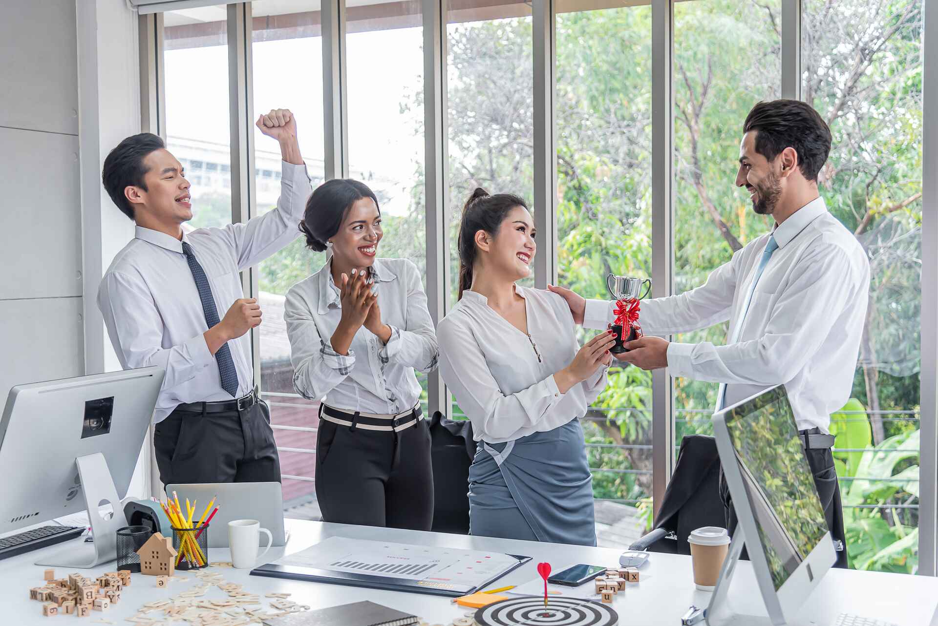 Compensation 101: What Are Long-term Incentive Plans?