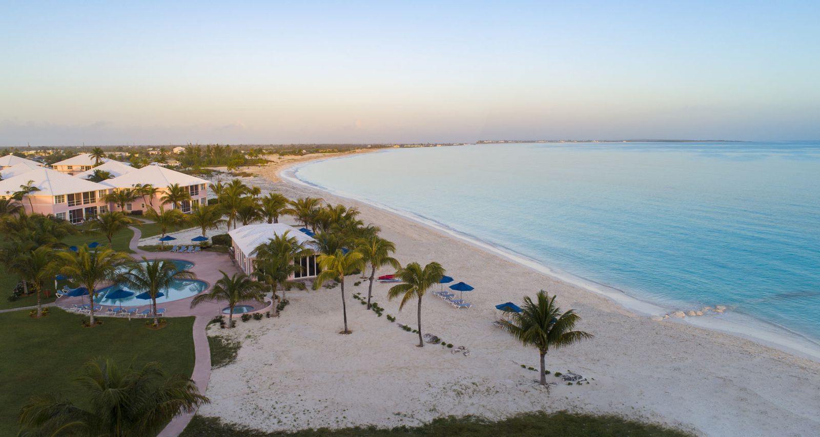 Best Bahamas Resort – Luxury Family Vacation – Beach Weddings