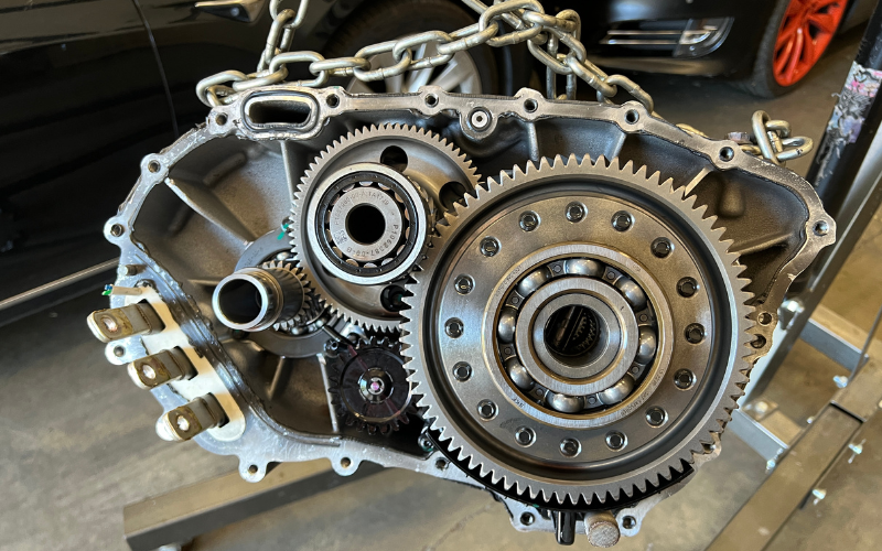 Tesla Model S Services by EV’s Republic - Drive Unit