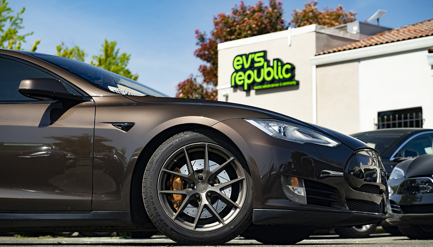 Tesla Service Providers