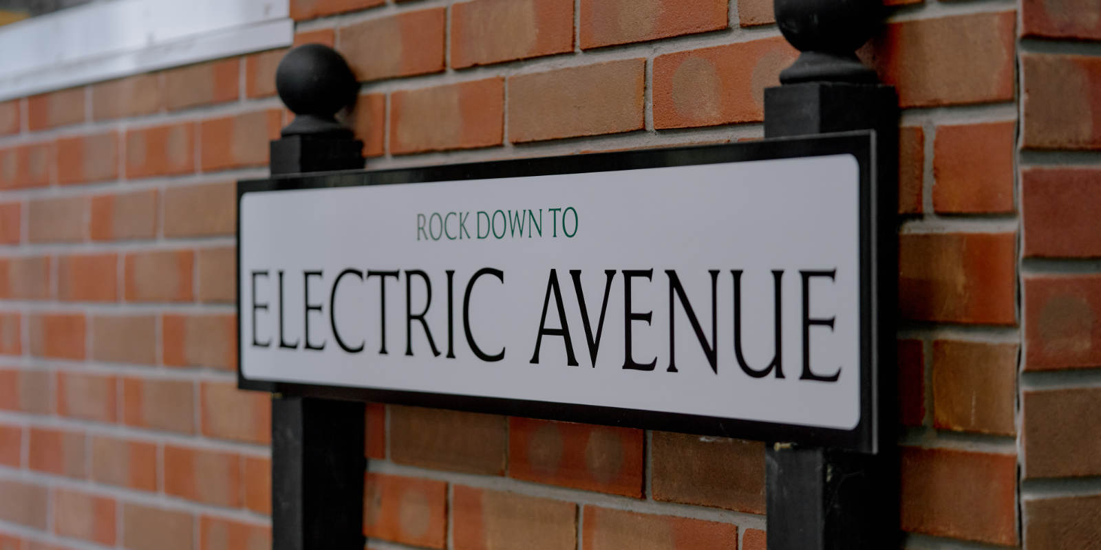 Contact | EV, Electrical and SMART Training | Universal Skills Group