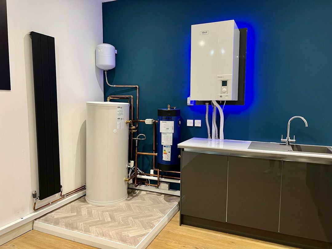 Air Source Heat Pump Courses (£500 Grant) | Universal Skills ...