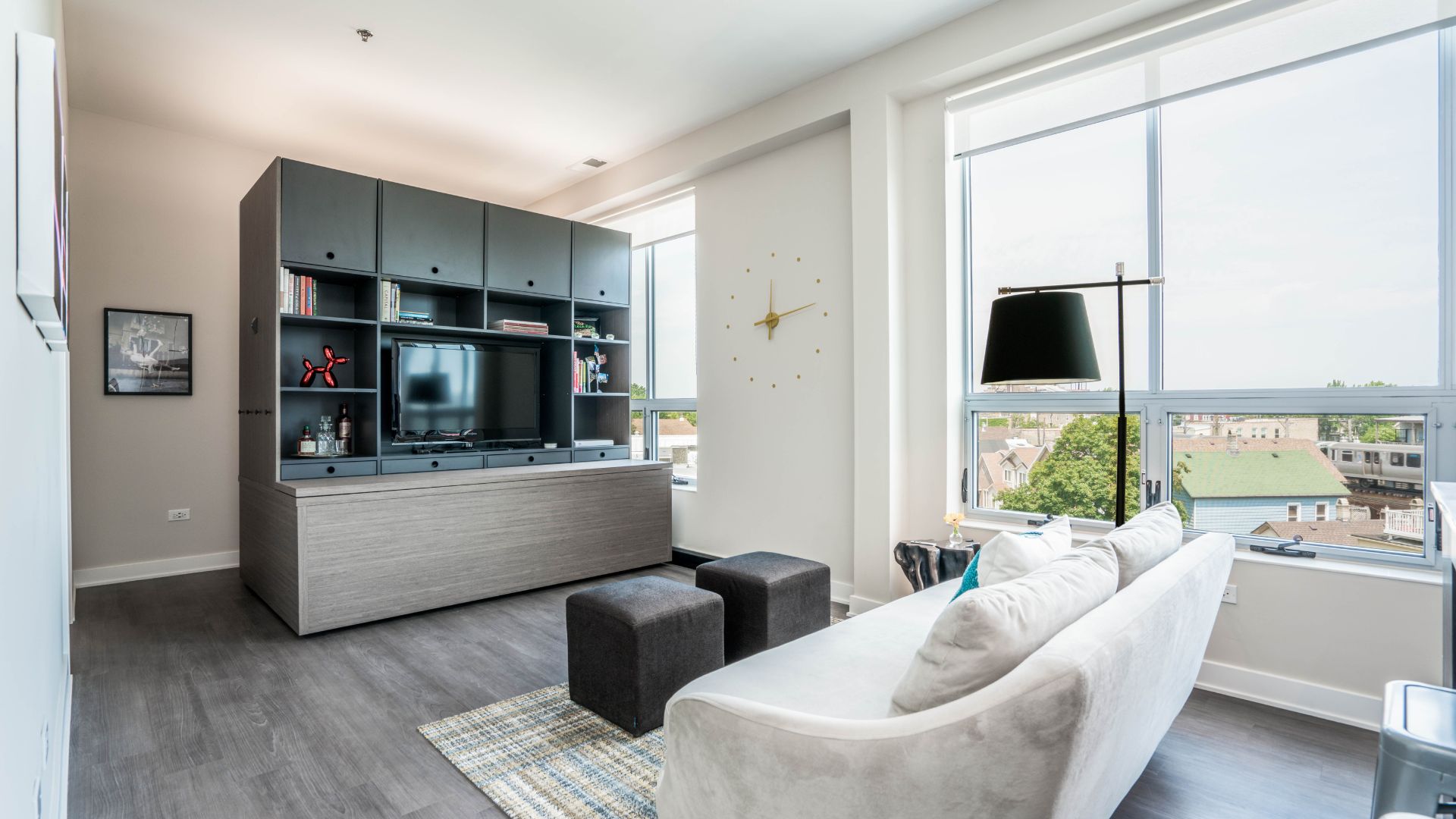 How to Decorate Your Studio Apartment