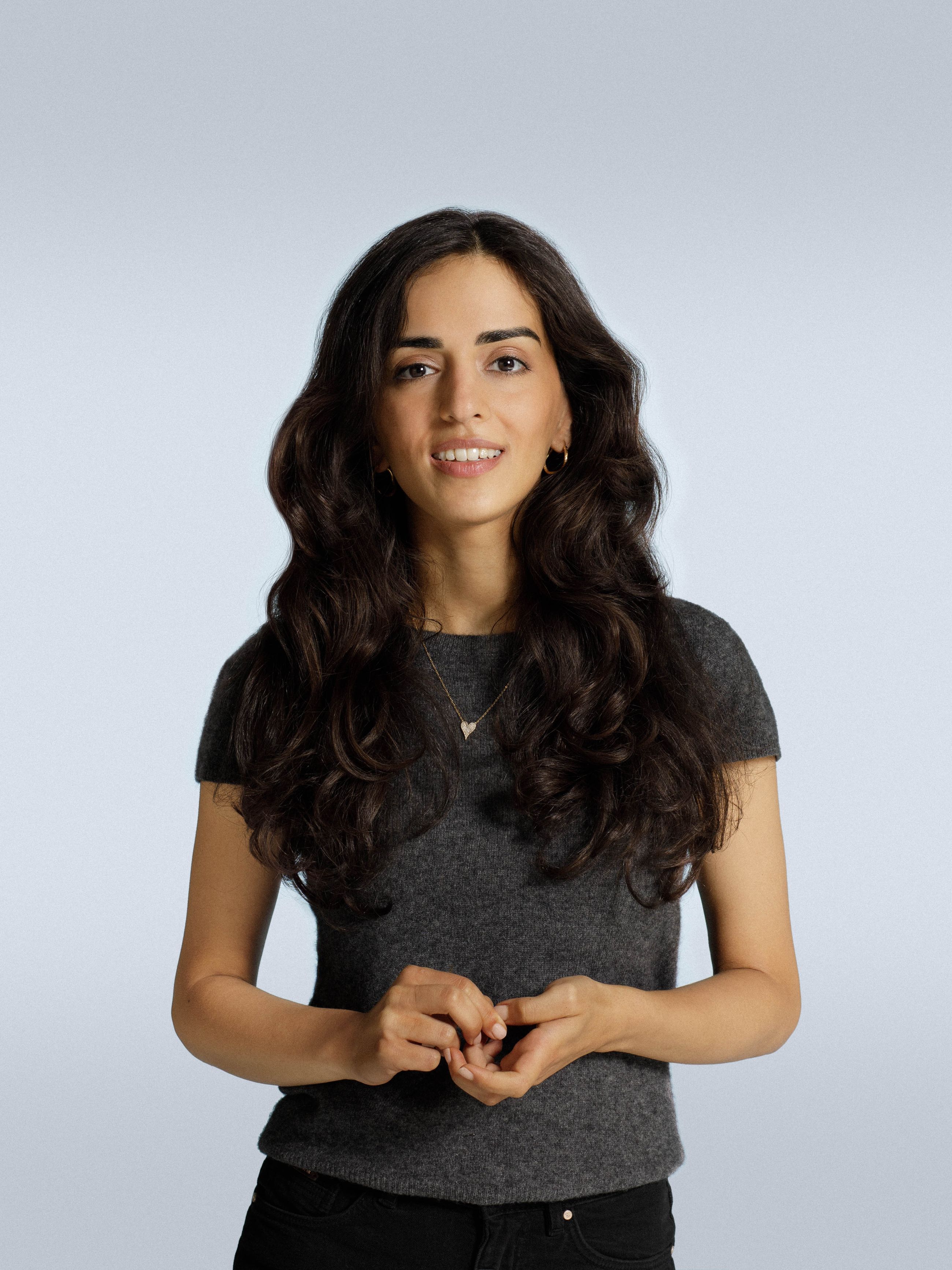 Saunaz Moradi - Communications Lead at Lux Capital