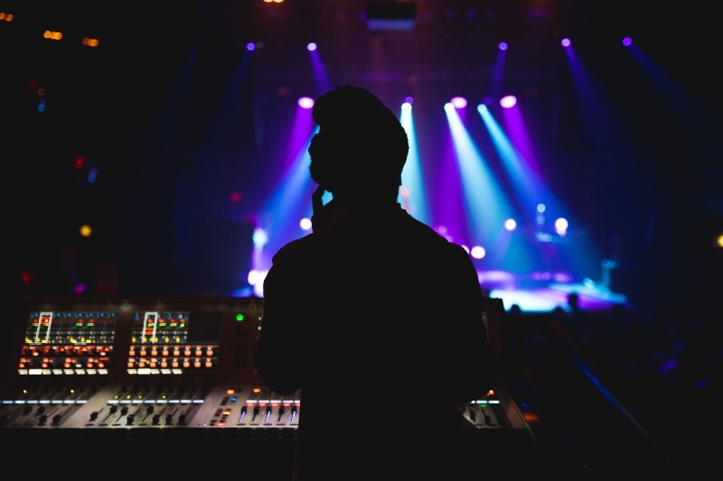 How to Find a Music Manager in 2023