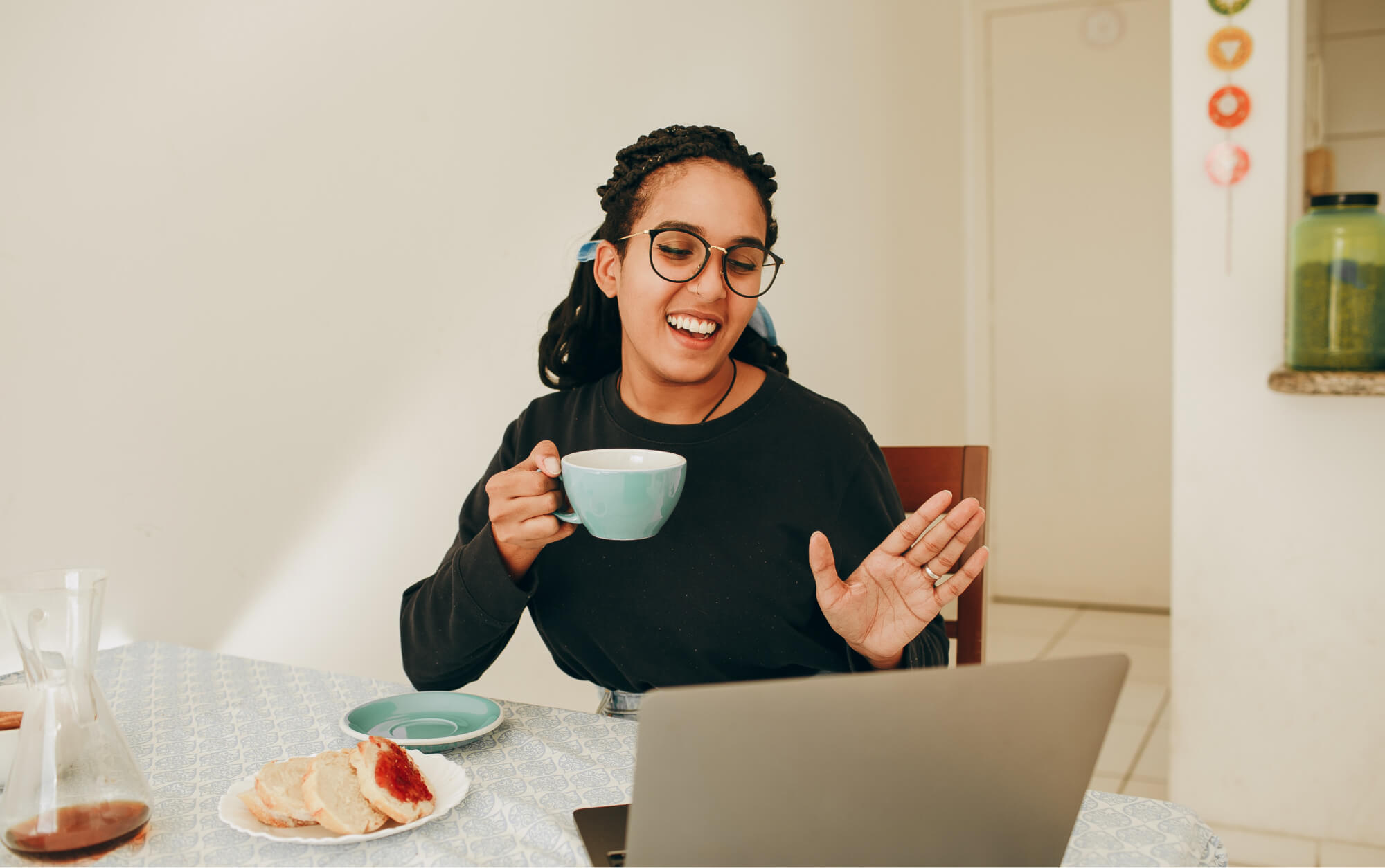 How to Work Effectively and Efficiently: 14 Strategies + Template