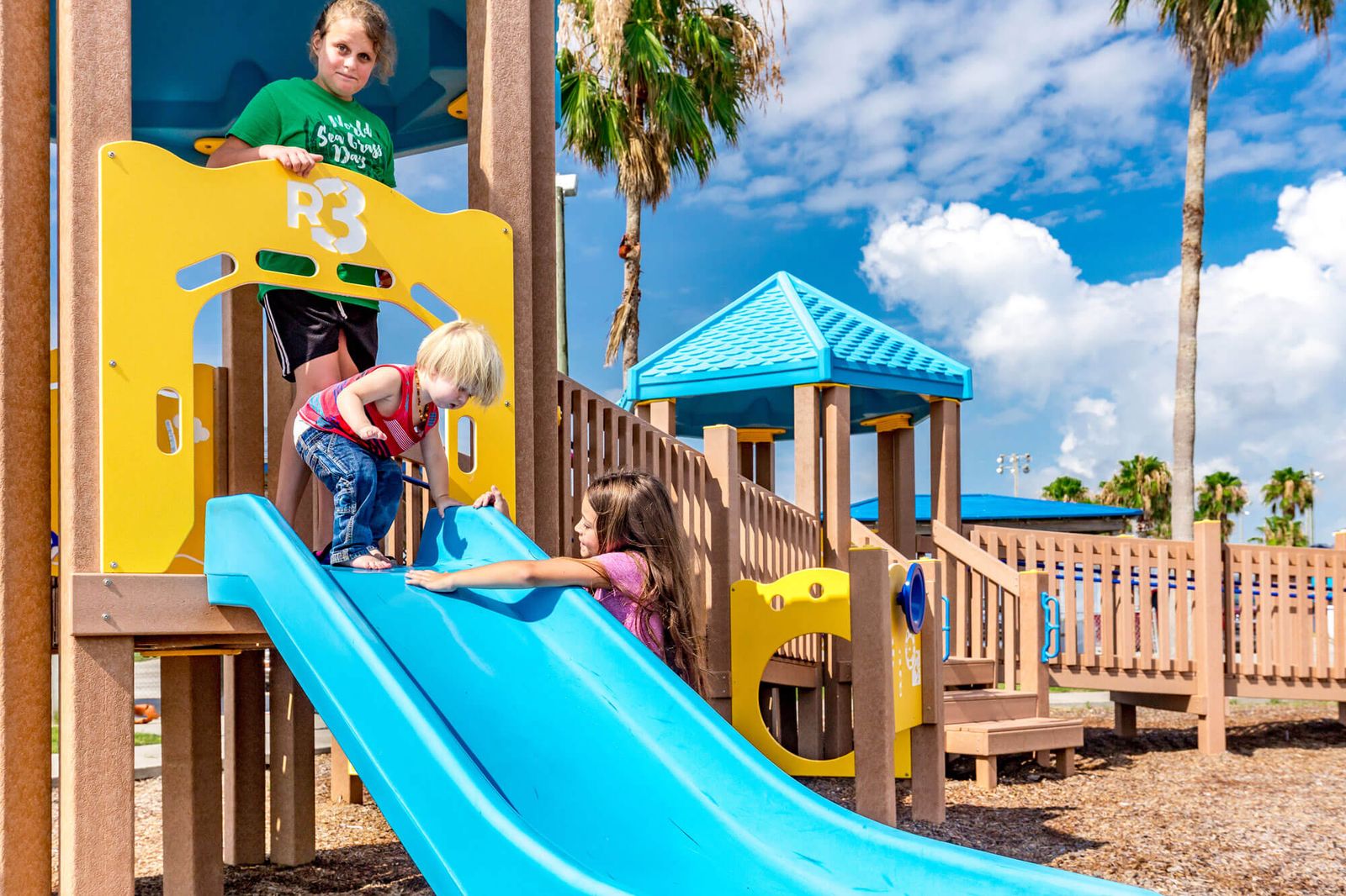 Commercial Playgrounds | Zoom Recreation