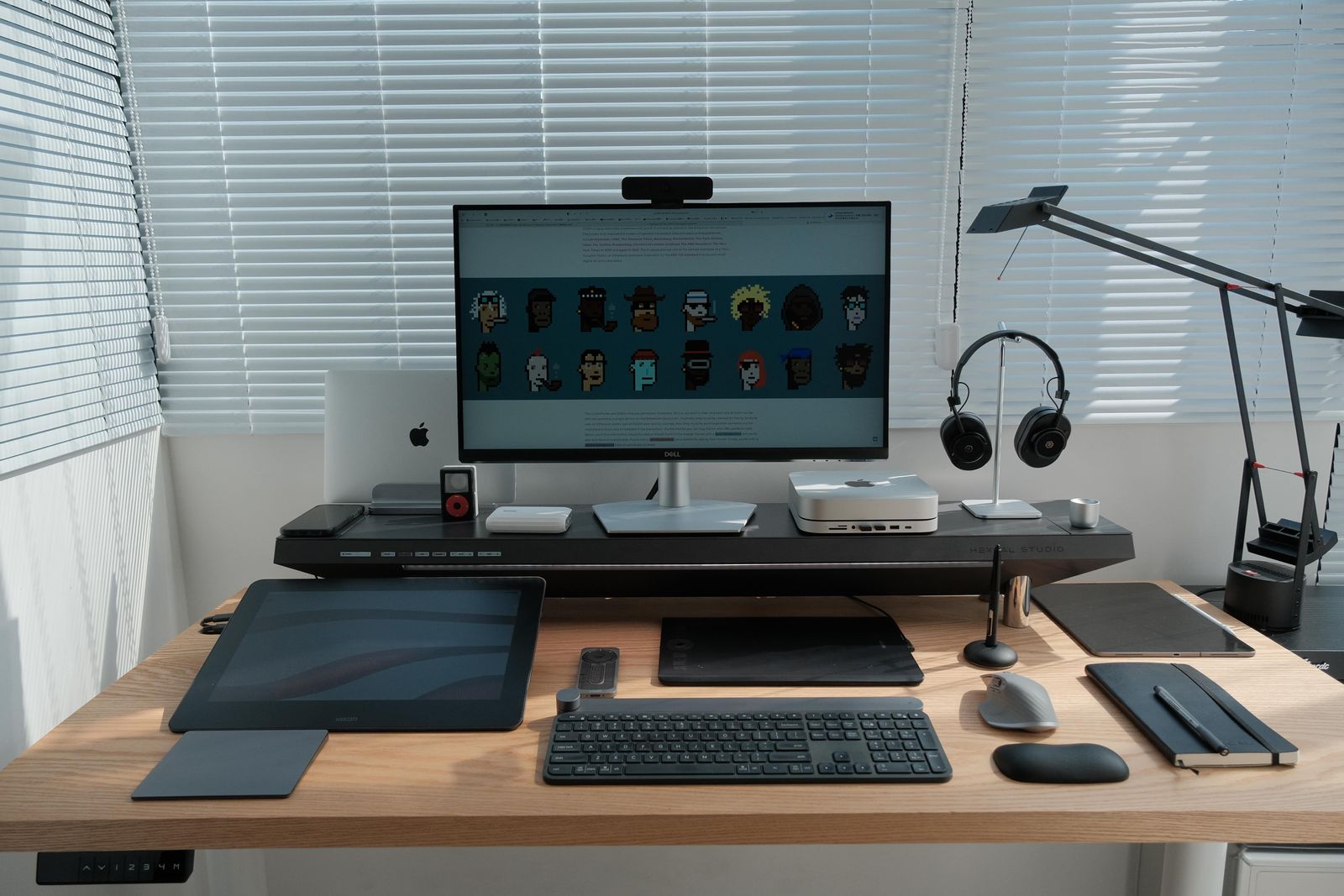 Hexcal | Advanced Workstation to Perfect Your Workspace