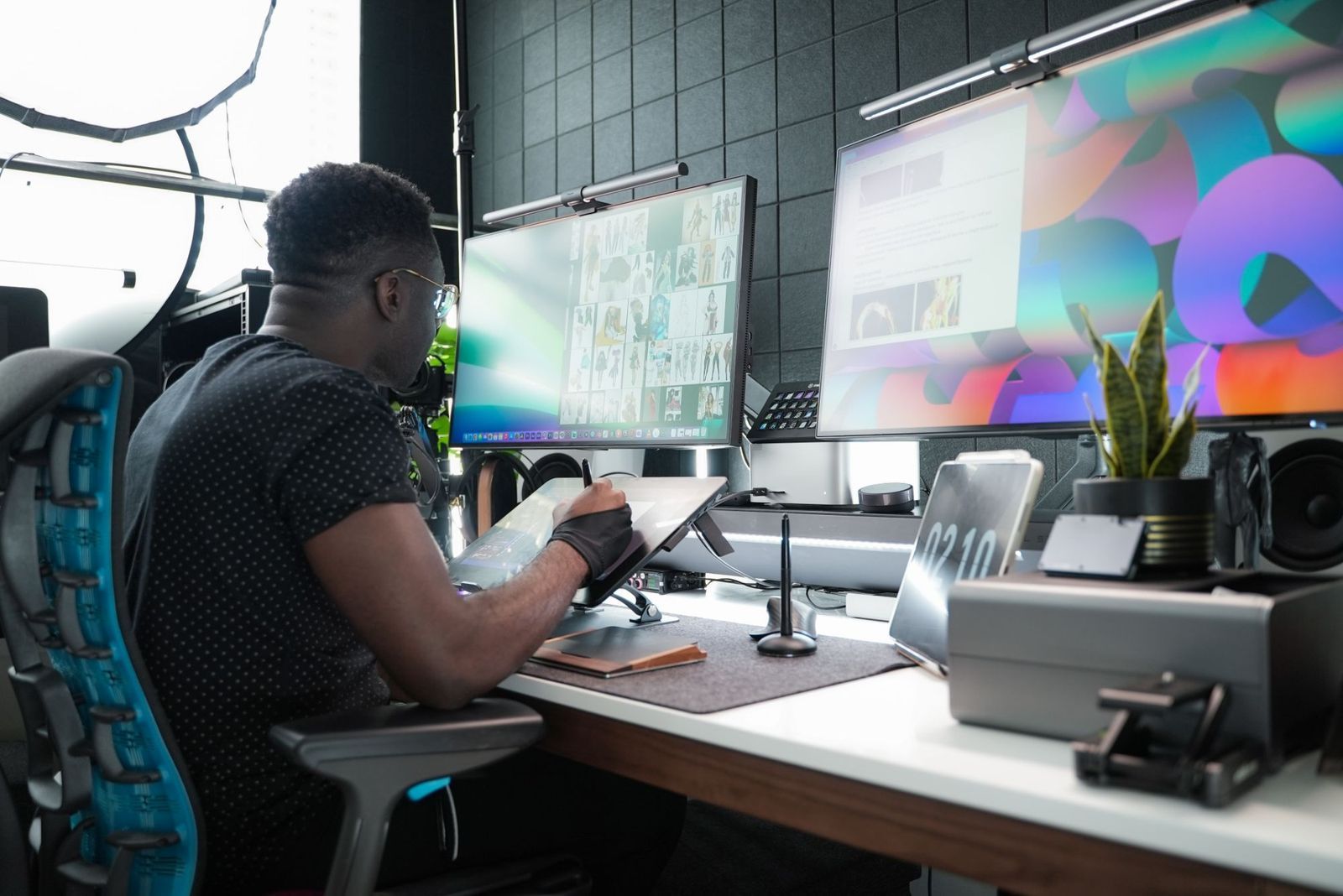 Hexcal | Advanced Workstation to Perfect Your Workspace