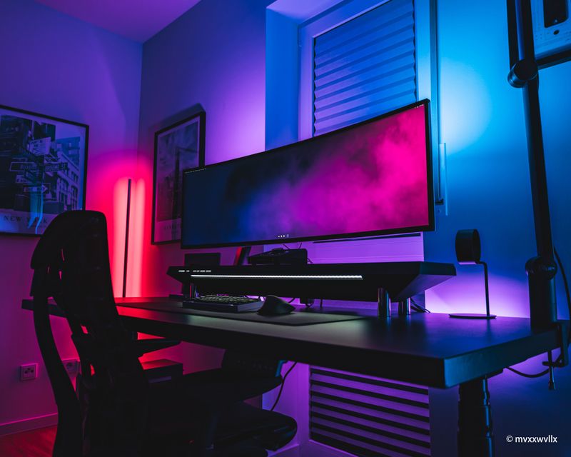 Hexcal | Advanced Workstation to Perfect Your Workspace