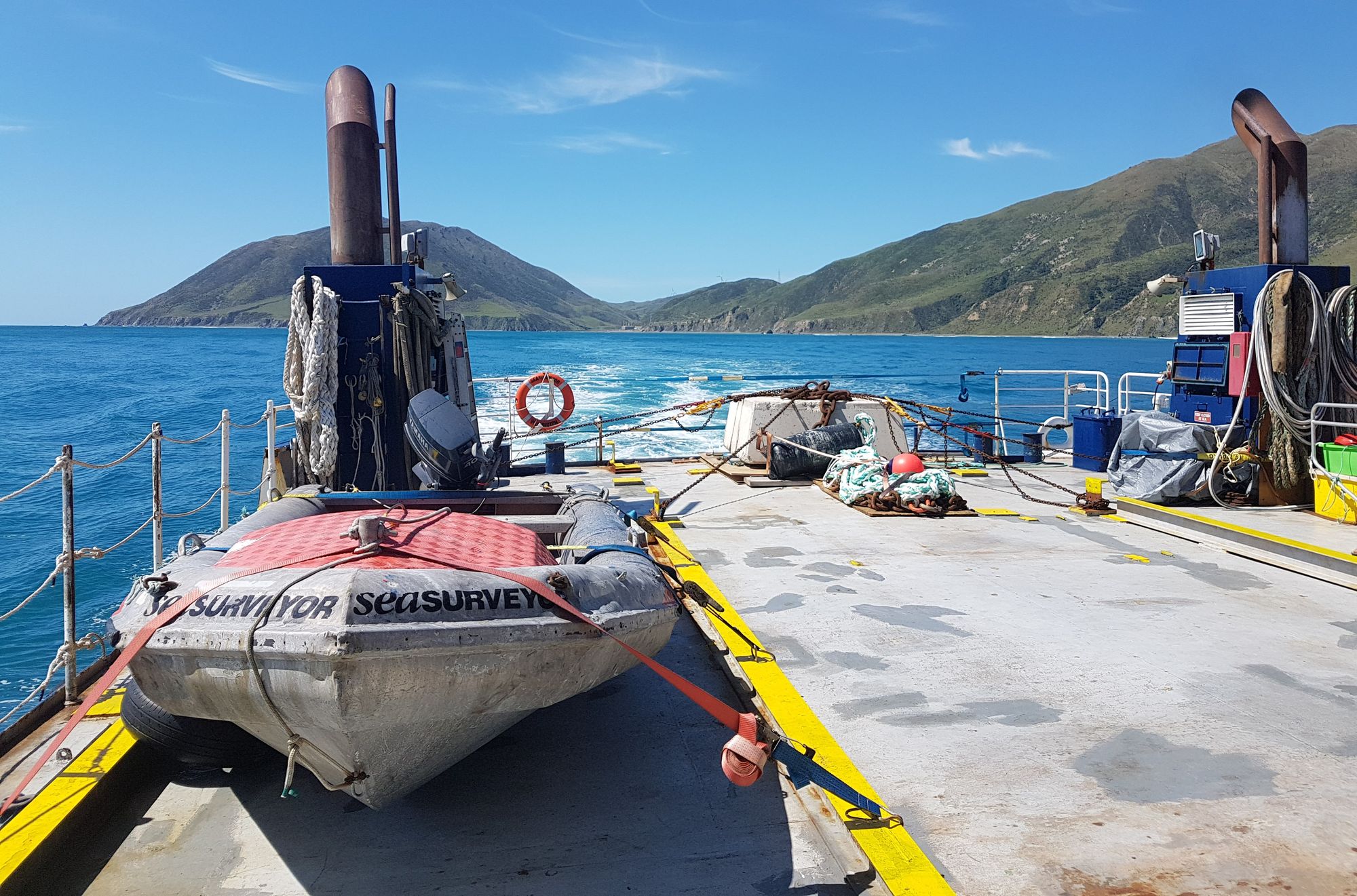 MV Seasurveyor – Seaworks Vessels