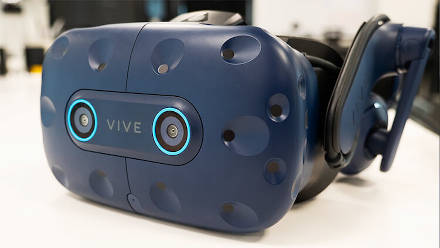 Passthrough AR with Stereo Cameras