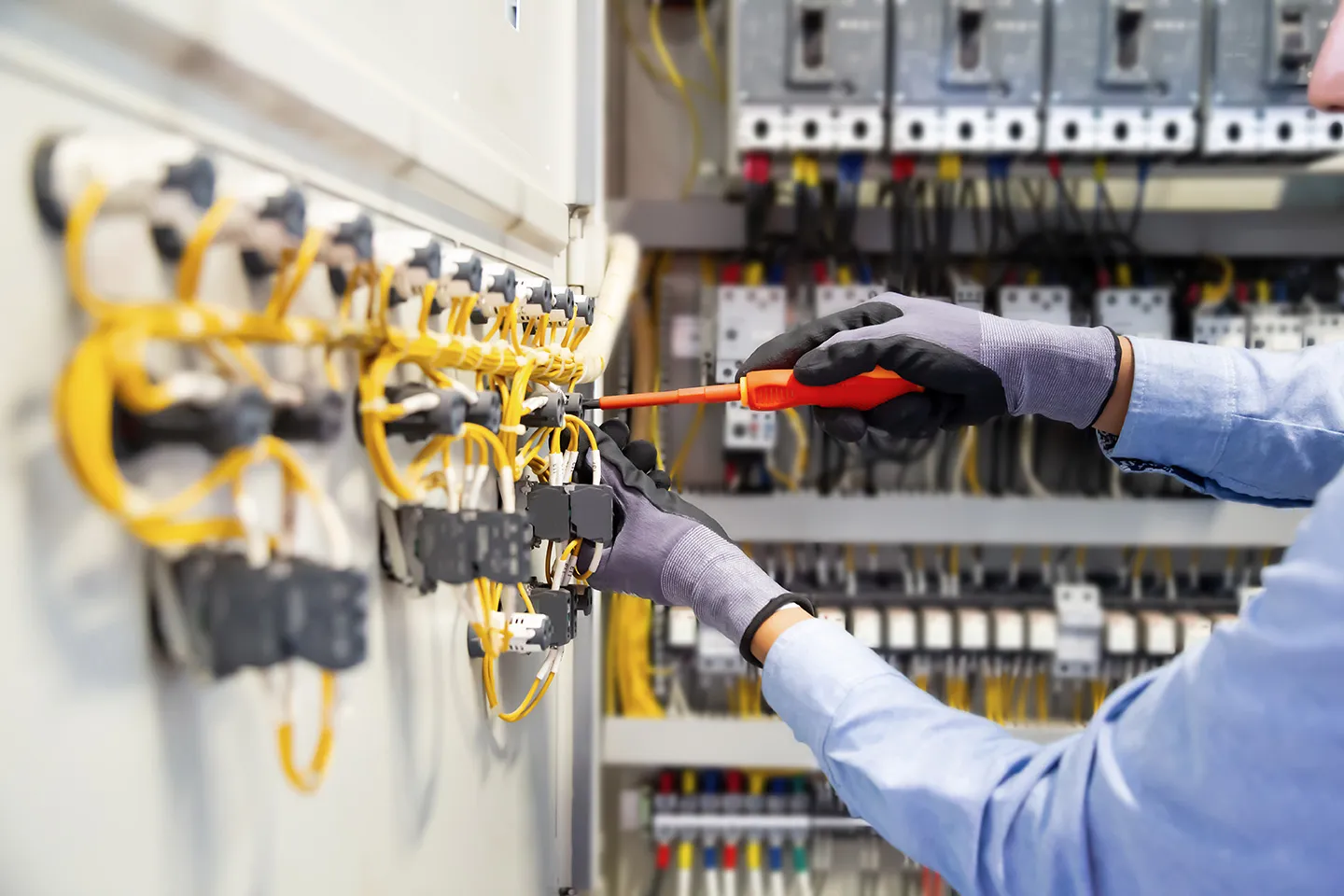 Electrician Wollongong | Trusted Wollongong Electrical | Hott Electrics