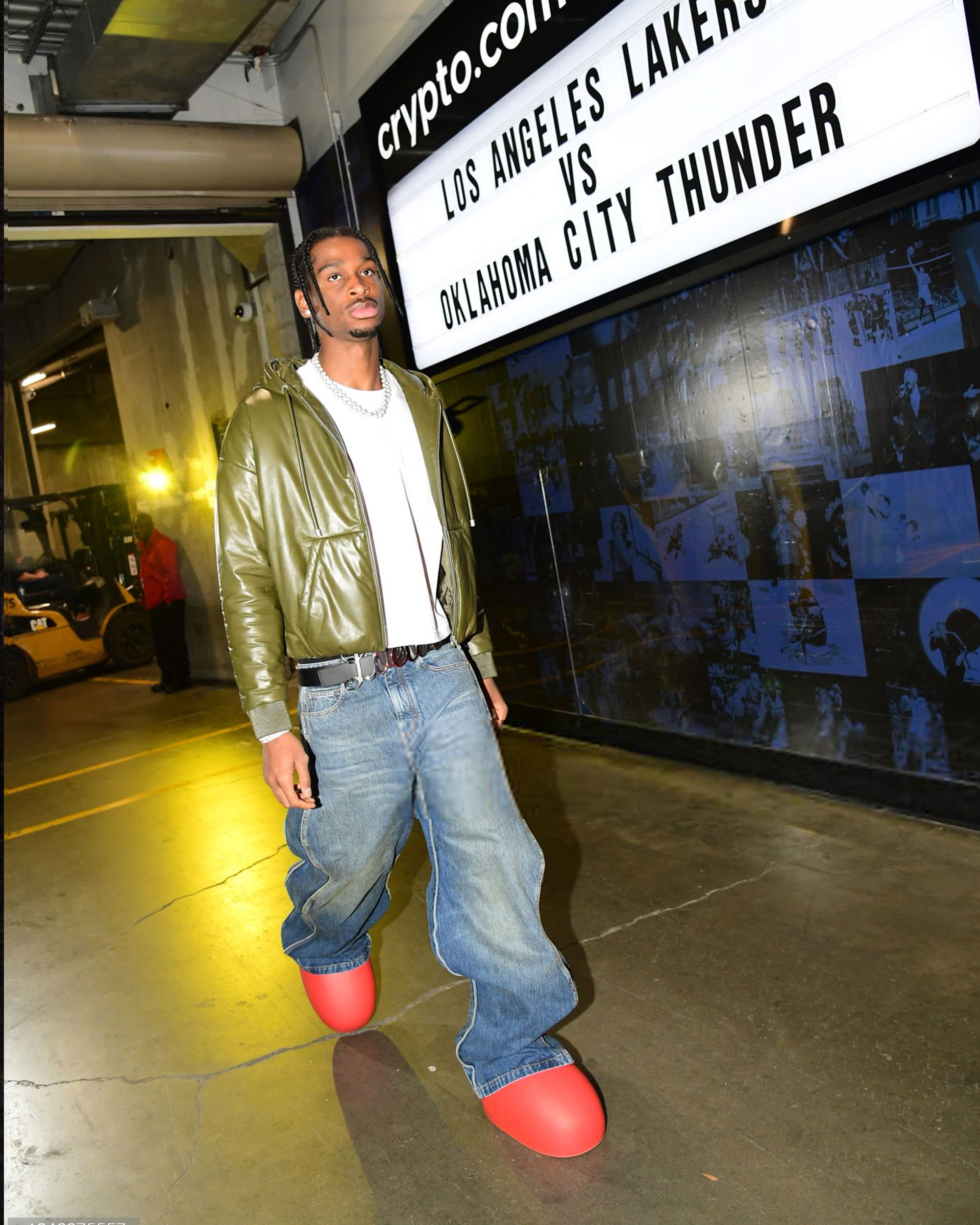 Shai brought out the big red boots!