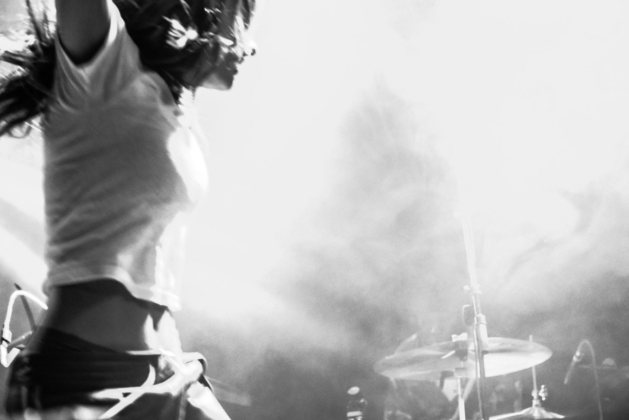 Dora Jar | Troubadour Los Angeles Show