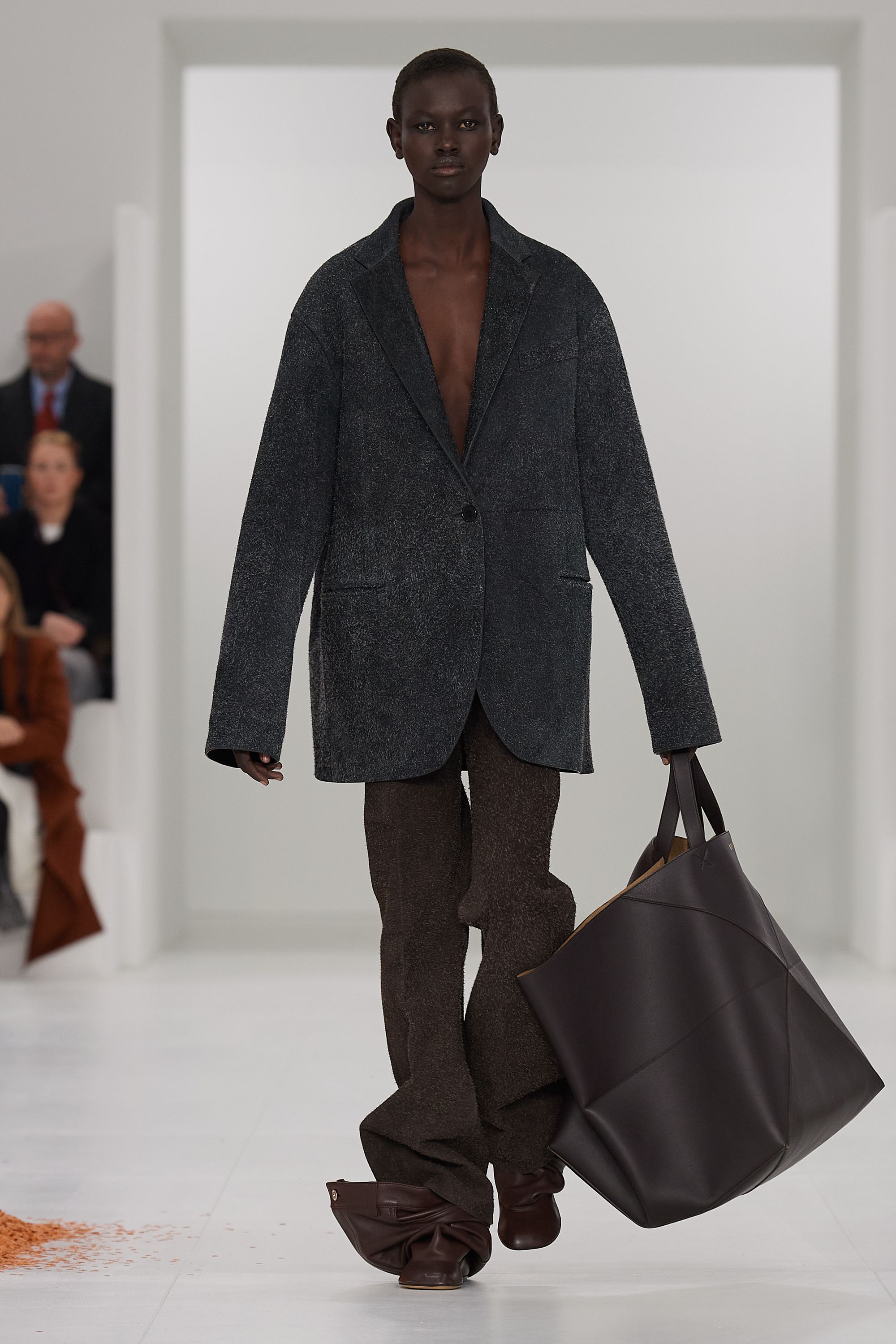 Loewe Fall Winter 2023 Women's Collection