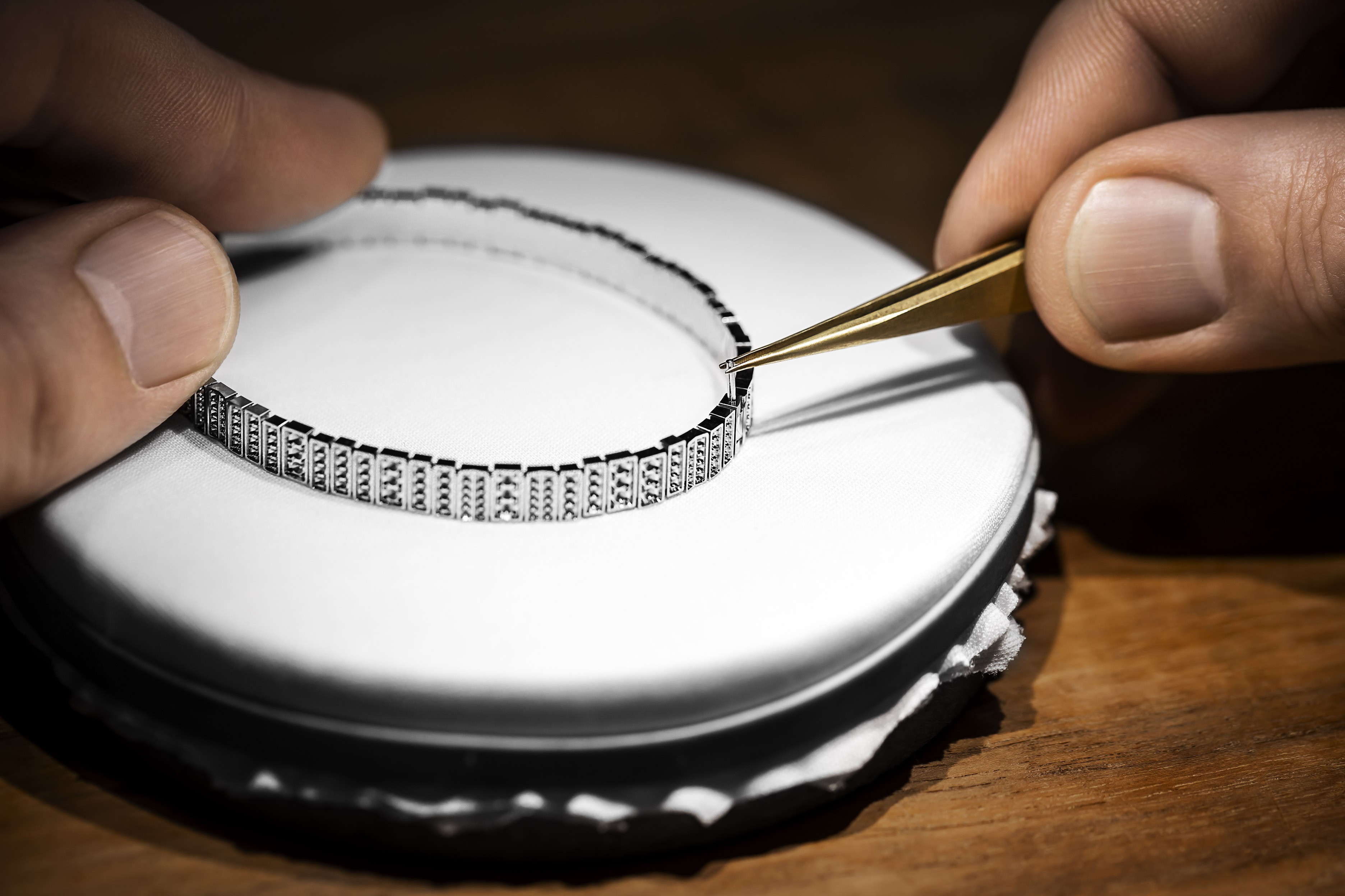 Dior | The Savior-Faire of Gem Dior Collection