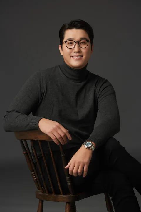 Airbnb Tycoon Chris Choi: Mentor and Proponent of Financial Independence