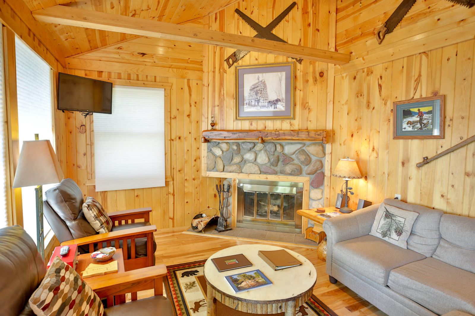 Night Owl | Ludlow's Island Resort Cabins