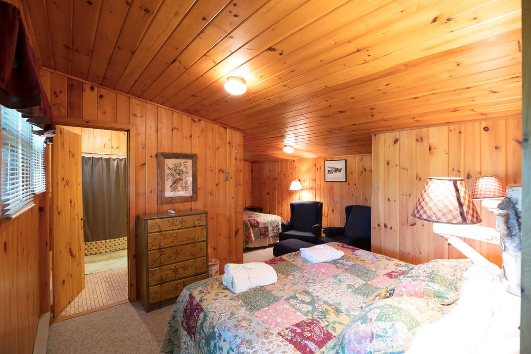 Night Owl | Ludlow's Island Resort Cabins