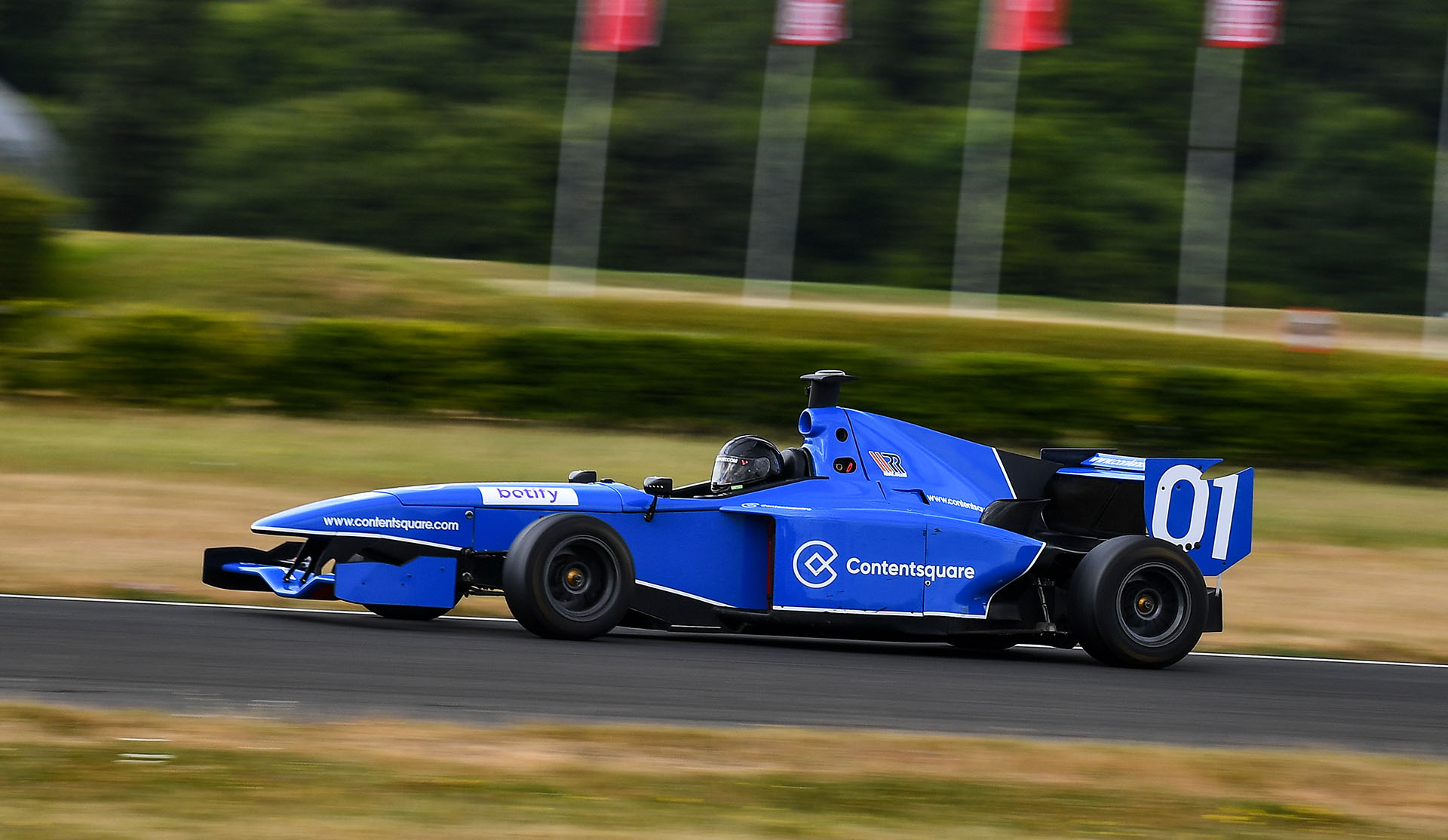 Unforgettable Retail Networking Event | Retail Racing