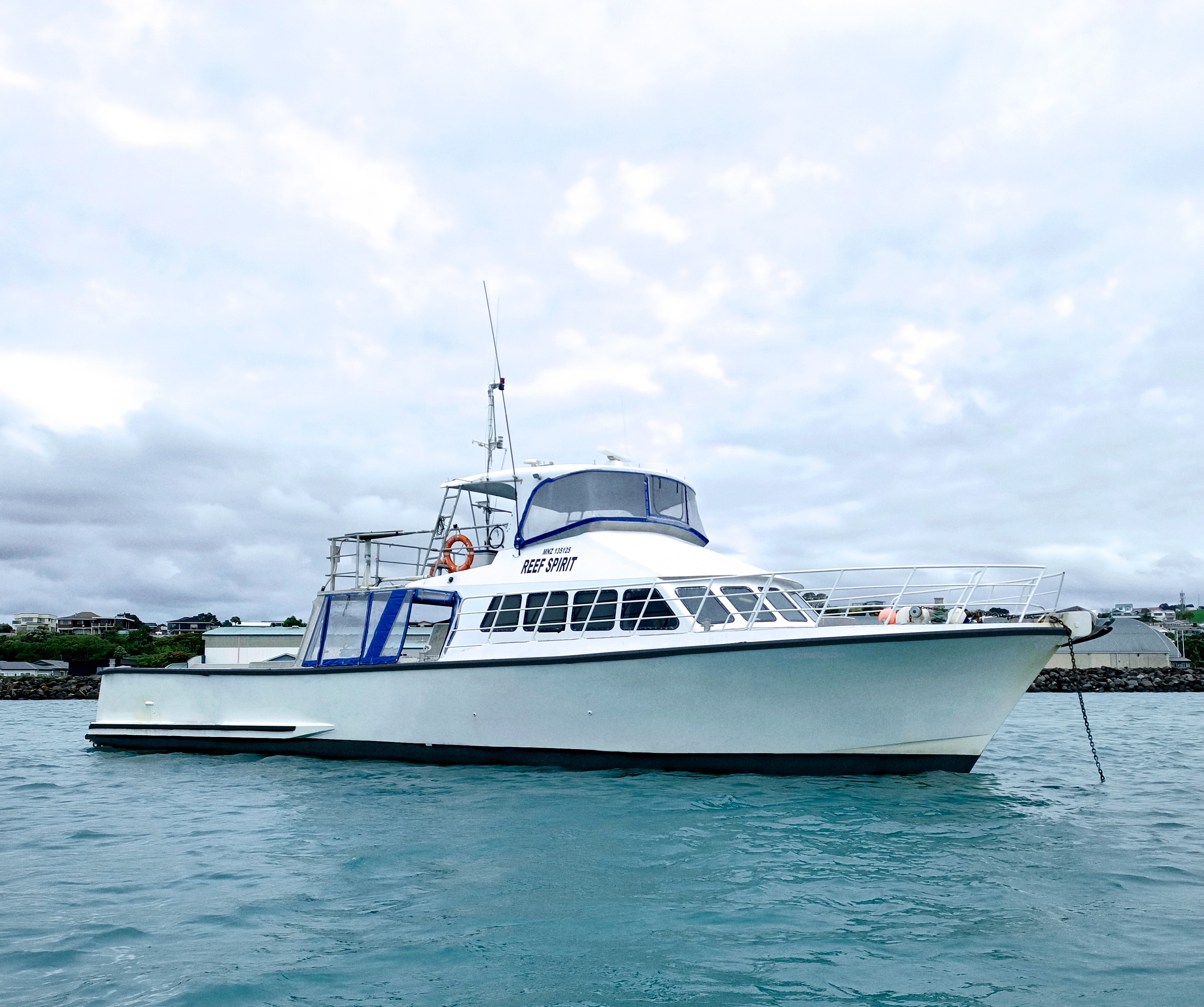 MV Reef Spirit – Seaworks Vessels