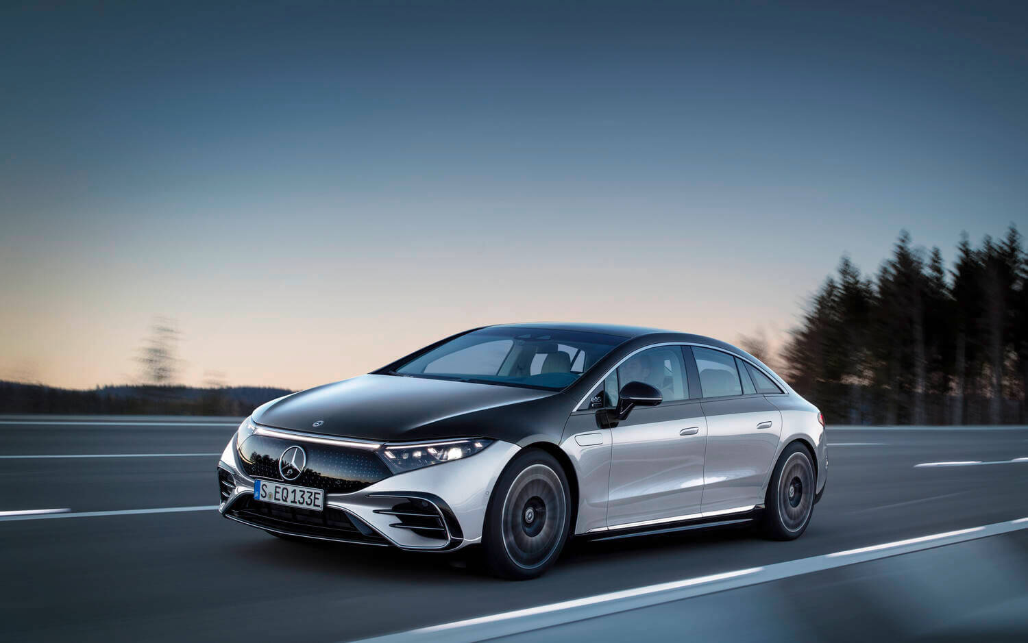 Home EV Chargers for Mercedes-Benz EQS | revcharge