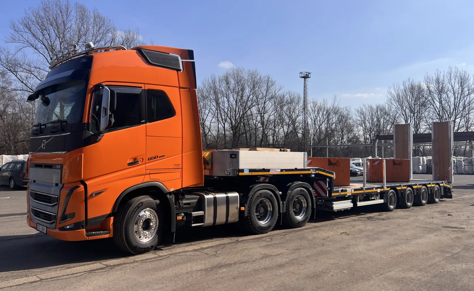 Malina - VOLVO MAX 110 | Požičovňa nadrozmerná preprava