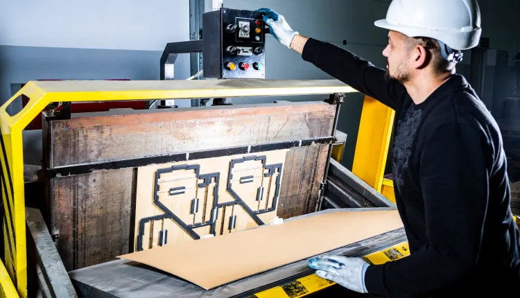 Die Cutting Guide: Process, Tools, and Applications