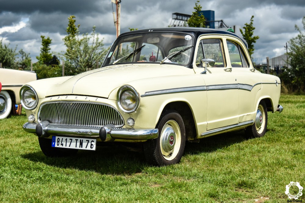 La Simca Aronde, celle qui emmena l'hirondelle aux sommets