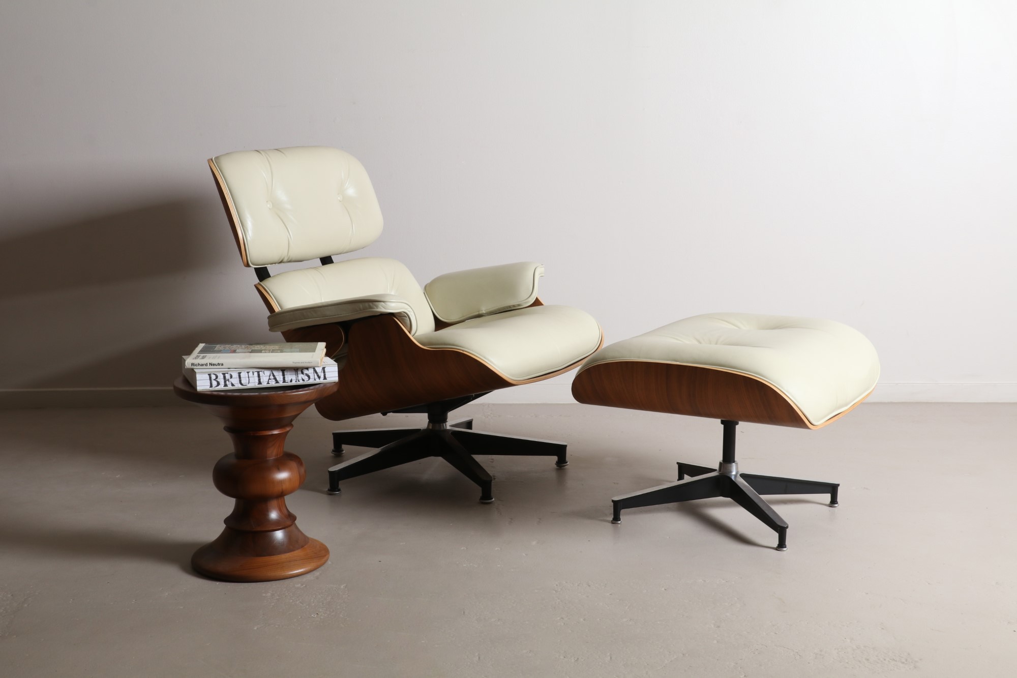 Timeless Charles & Ray Eames 'Soft Pad' Lounge Chair by Herman Miller