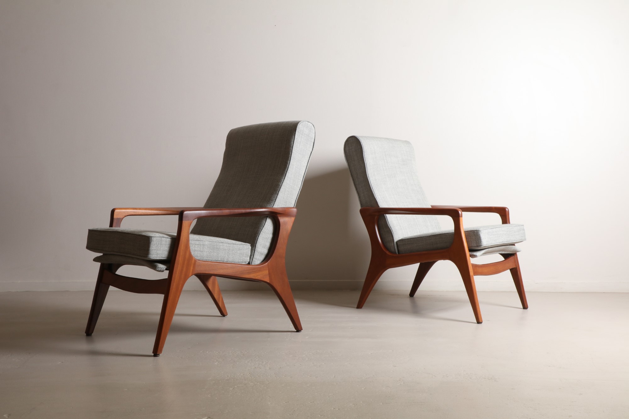 Fred Lowen — Australia