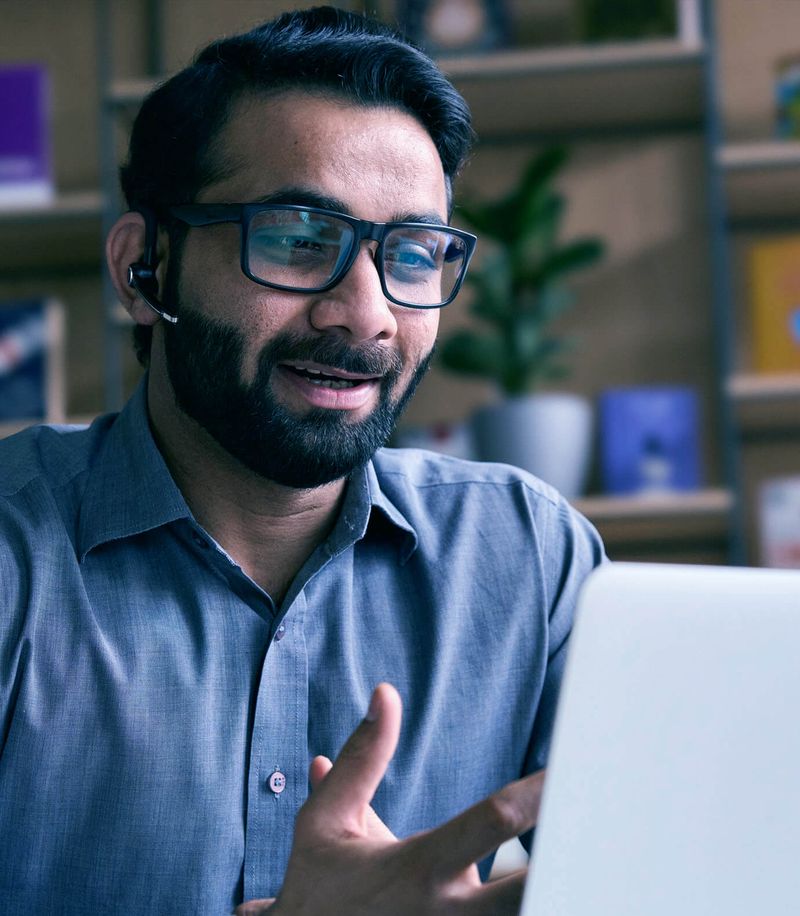 Dr-Julian | Helping people feel better, faster