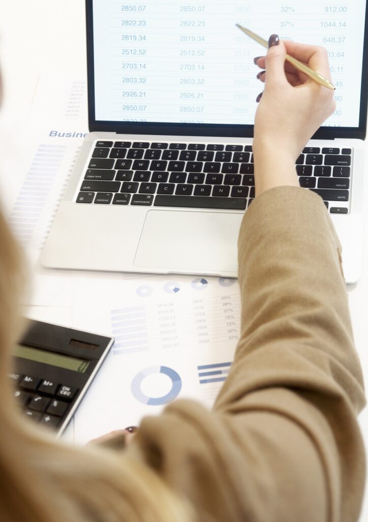 What Do Companies Look for in an Accounting Intern?