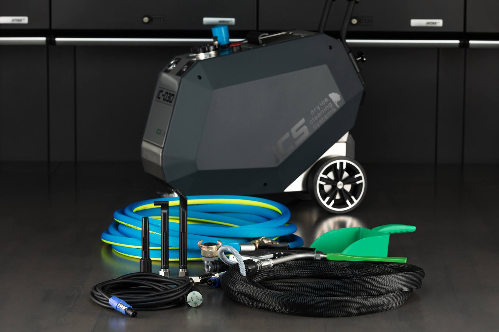 Dryce Automotive Dry Ice Cleaning