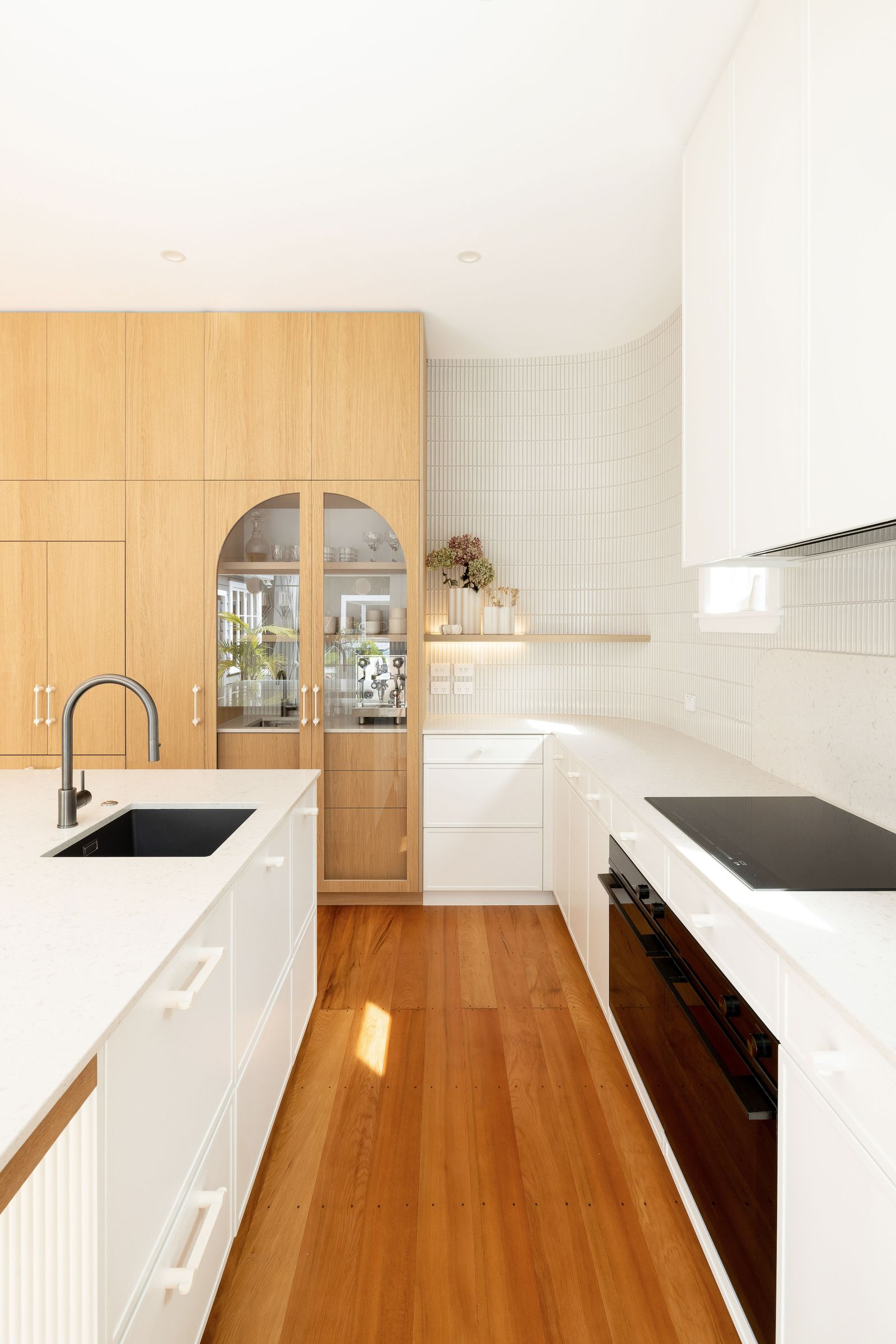 Ivory Oak Veneer