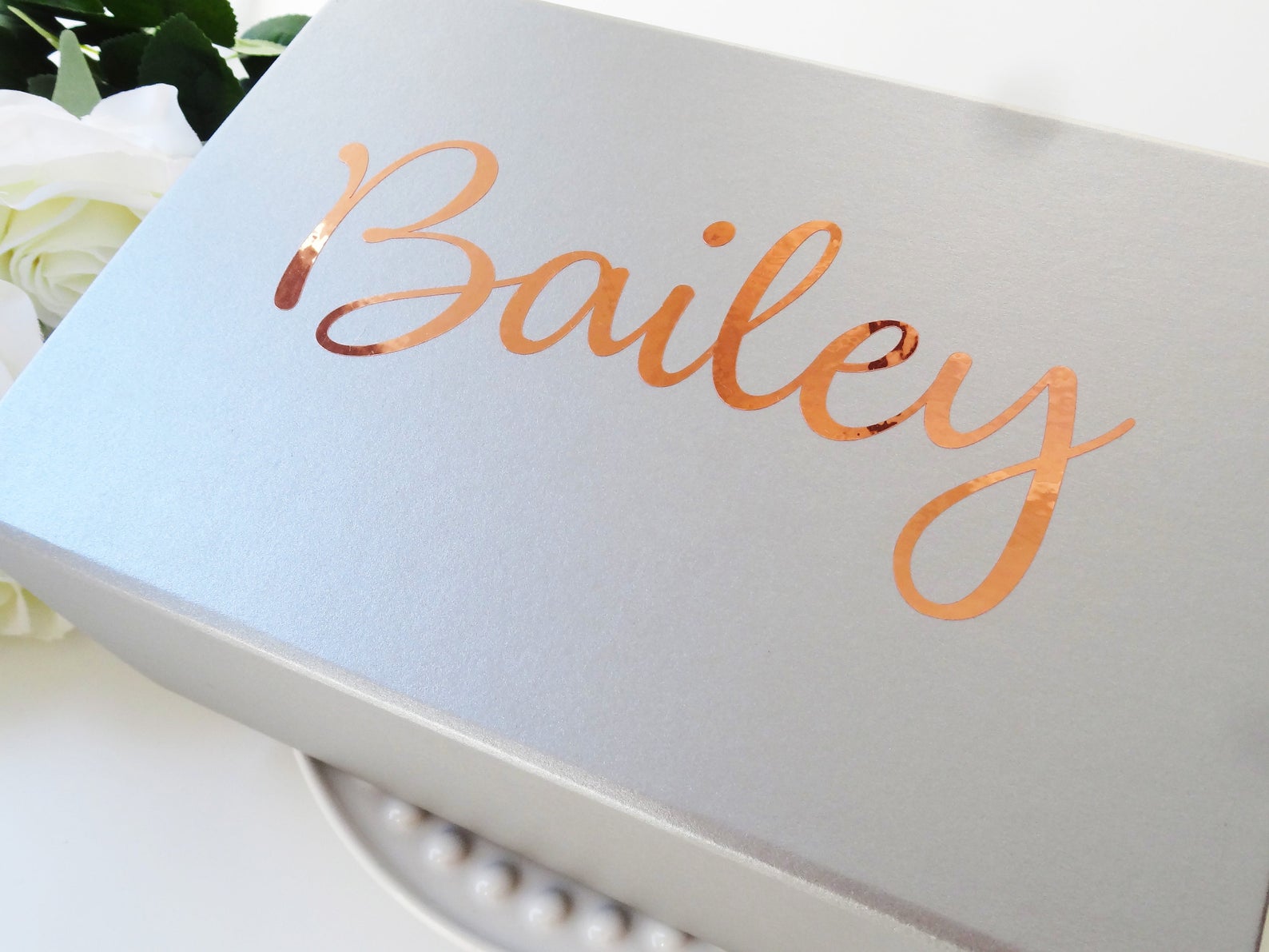 What are the Best Decal Fonts for Your Sticker Designs?