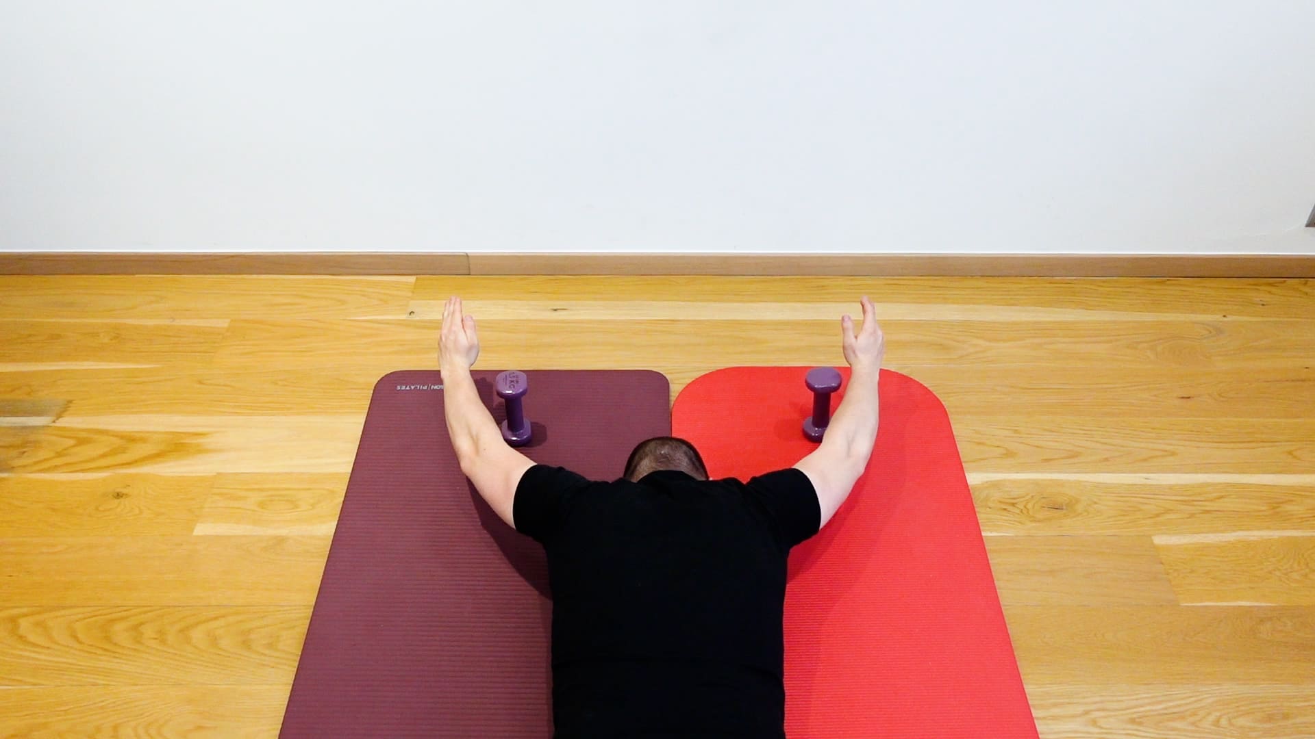 Vidéo d'exercice - Mobilisation d'épaules avec passage d'obstacle