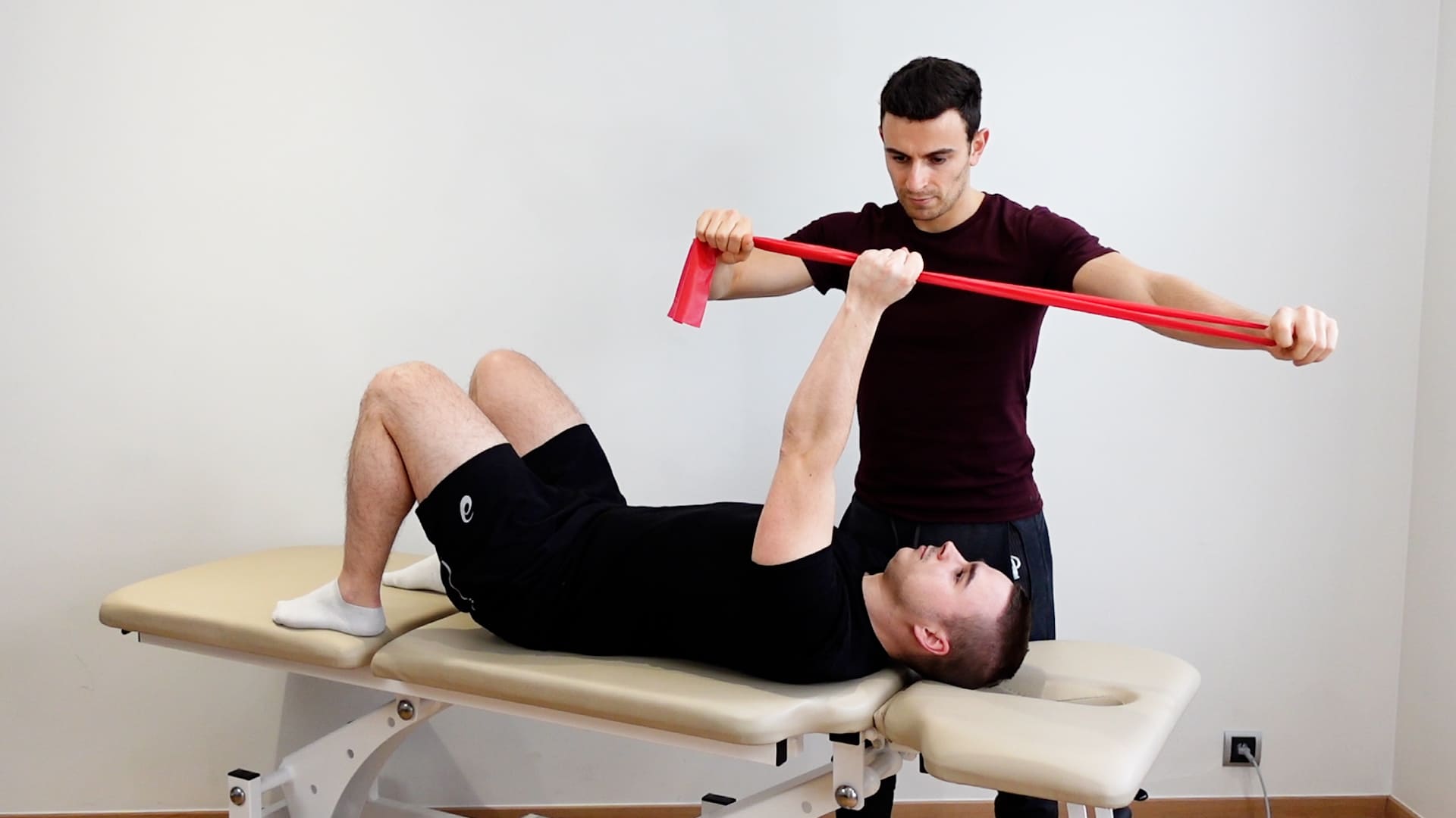 Vidéo d'exercice - Renforcement transverse avec glissement au sol