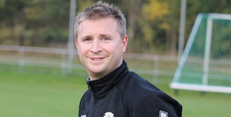 GAIS | Tomas Vainio förlänger med GAIS