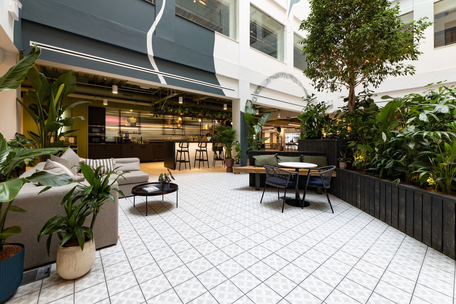 Foundry - x+why flexible workspace