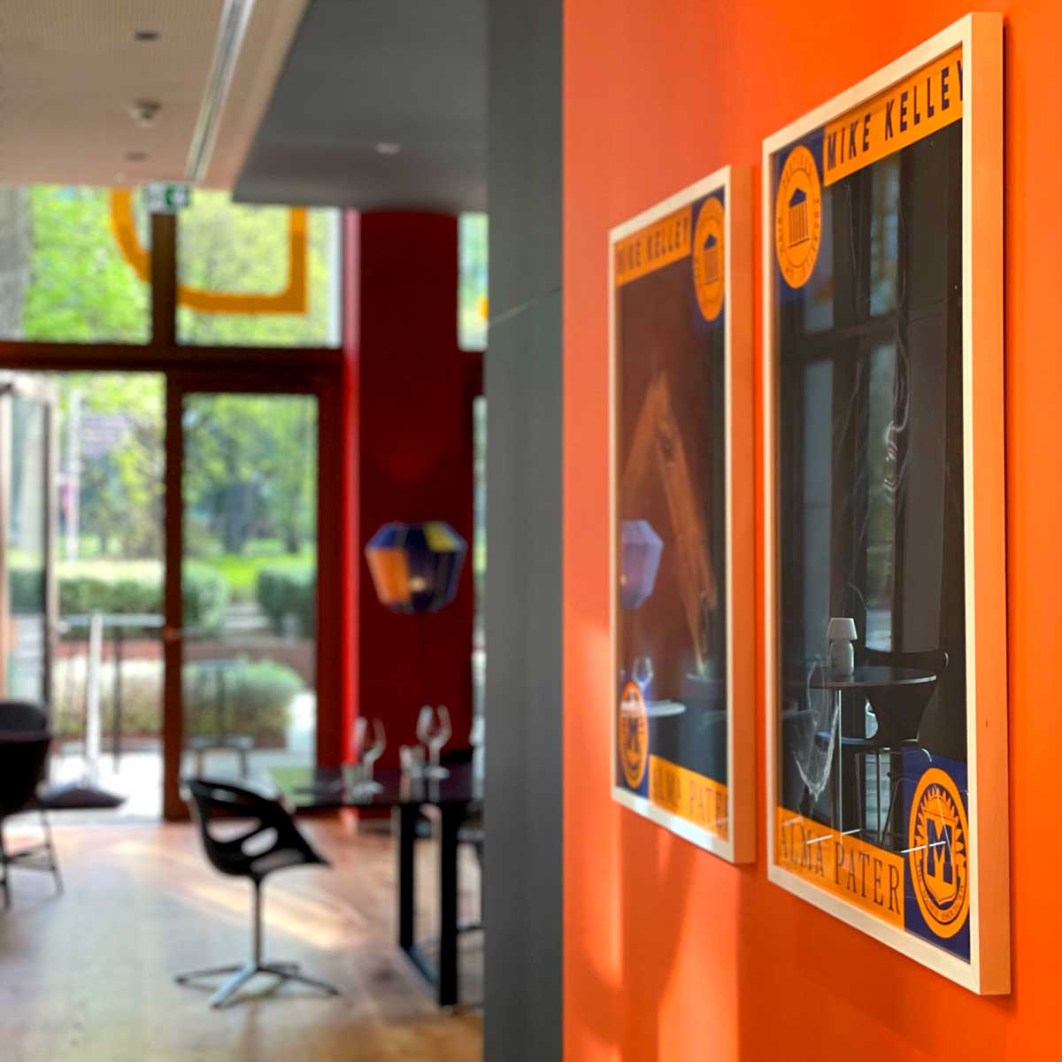 BROED in Frankfurt .°..*. . Schicke Lounge Bar Atmosphäre neben ...