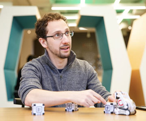 Daniel Abelon | Directory | Kauffman Fellows