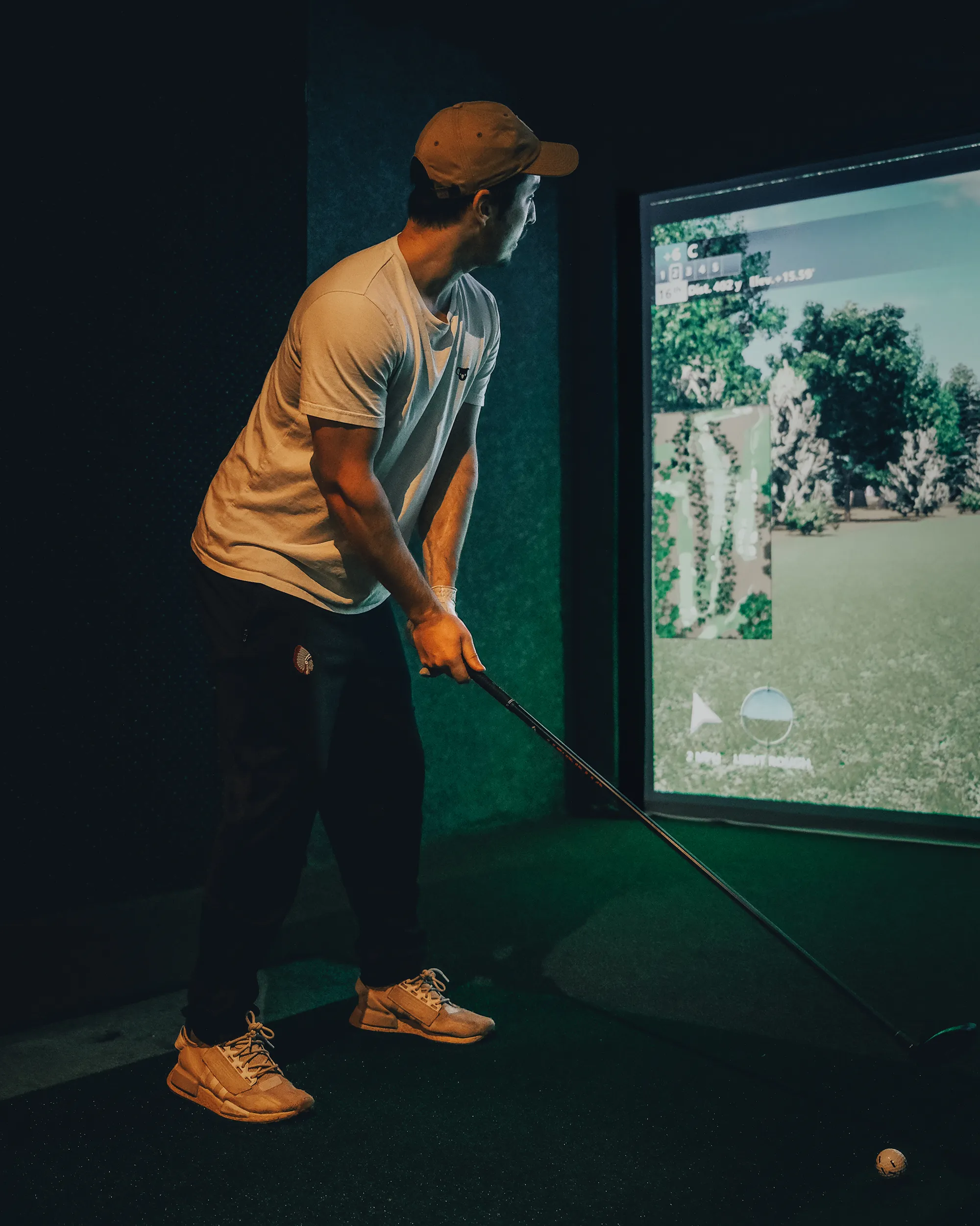 URBAN GOLF | BEER, MUSIC & INDOOR GOLF