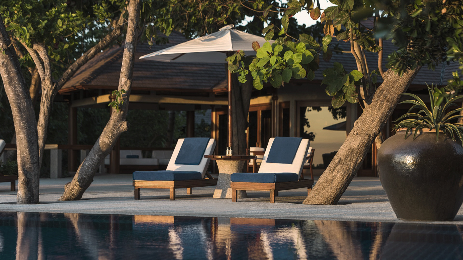 Luxefarer TRAVEL | Discover Amanpulo