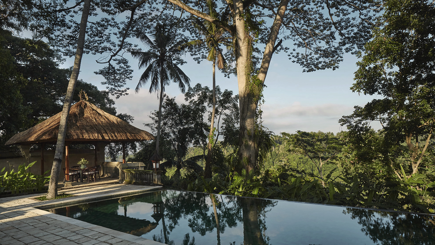 Luxefarer TRAVEL | Discover Amandari